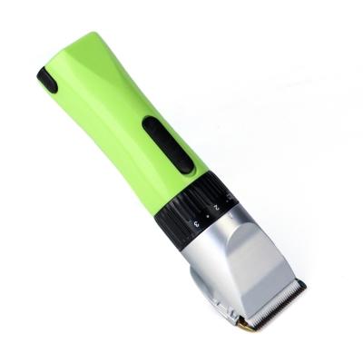 China 4 Combs Electric Pet Clippers Low Noise Cordless Pet Clipper Easy Cleaning for sale