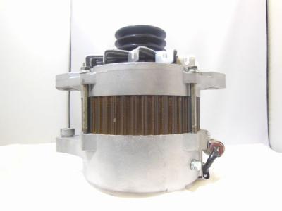 China ISUZU 10PE1 12PE1 ENGINE ALTERNATOR 0350008242 1812004552  24V 90A for sale