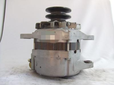China 1002115881 8943991571   24V  40A  6SA1 6HE1 ENGINE ALTERNATOR for sale
