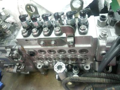 China ISUZU 6HH1  ENGINE PARTS  INJECTOR PUMP for sale