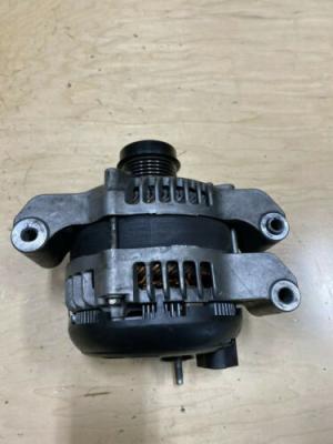 China NEW ALTERNATOR 2015  Ghibli S Q4 Engine  	 104210-6990 for sale