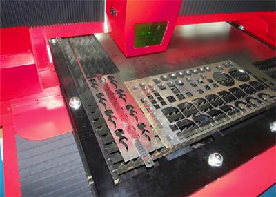 中国 世界「s 上繊維レーザーの発電機-金属を切る IPG CNC レーザーの打抜き機 販売のため