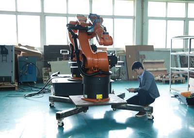 Cina La tagliatrice del laser di CNC del robot del sistema 3D di CNC con il laser ha tagliato il braccio del robot in vendita