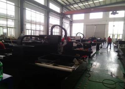 China cortadora del laser de la fibra de 1000W 1500W 2000W para el aluminio de 1-5m m, de poco ruido en venta