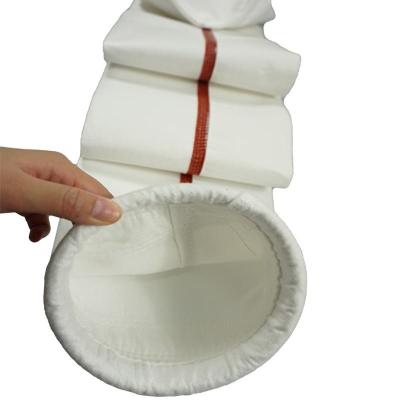 Cina Filtrazione industriale dei sacchetti filtro della polvere dei liquidi P84 con brucciacchiato finito in vendita