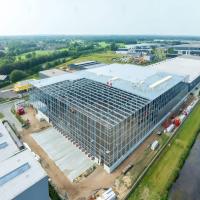 China Quick Assembly Pre Engineered Steel Building Structure Wide Span Prefabricated Building for sale