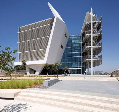 China Customizable Architectural Steel Building Engineering with Fast Assembly and Fireproofing Options for sale
