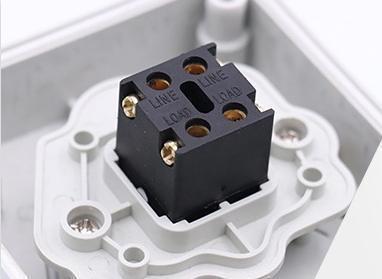 Factory Supply Australian Standard Waterproof Isolation Switch IP66 Industrial Outdoor PC Rainproof Isolation Switch