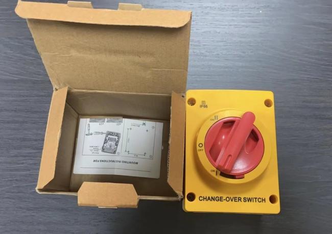 Hot Sell AC IP66 Waterproof AC Rotary Switch Change-Over Switch Enclosure 3p 4p 25A 40A 63A