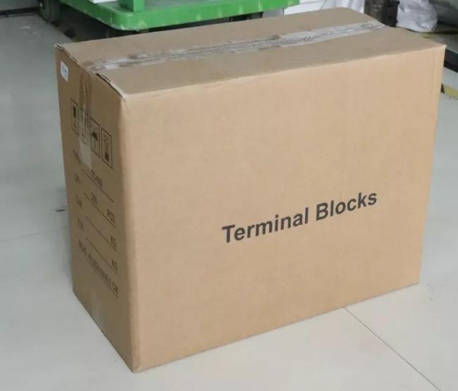 Tk Series DIN Rail Mount Type Terminal Blocks 600V Black Wire Connecting Terminal Block