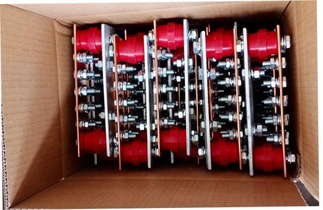 Hot Sale Electrical Earthing Busbar Copper Grounding Bus Bar with Insulators for Grounding System