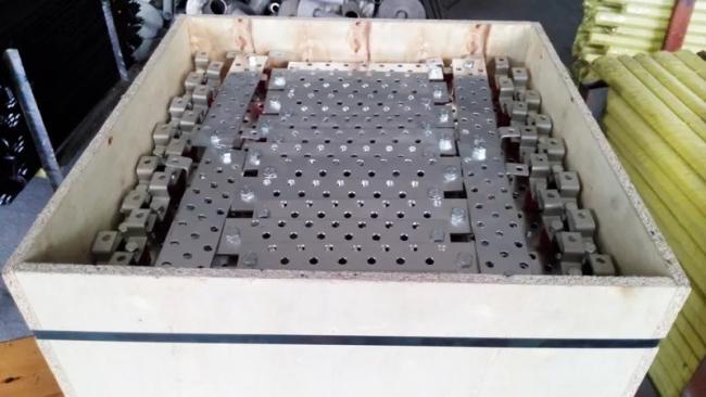 Factory Custom Pure Copper/Tinned Copper/ Copper Clad Steel Busbar Electrical Earth Busbars