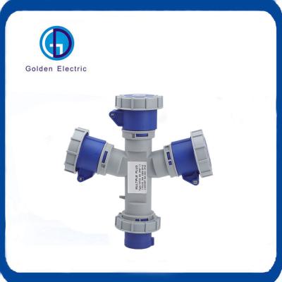 China Mural montado 3Way 3Pin 16A 220V Industrial Plug And Socket Impermeável à venda