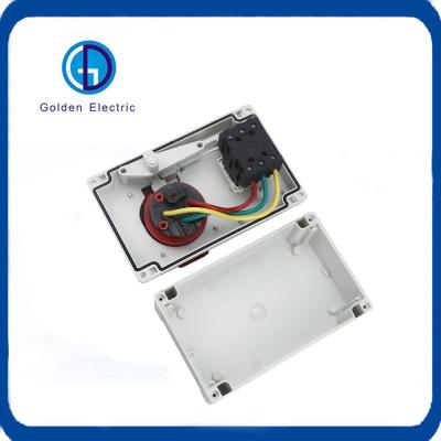China Outdoor Industrial Electrical Sockets 380V IP44 32A With 4p Mechanical Interlock for sale