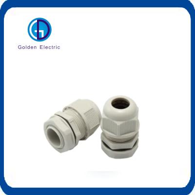 Cina IP68 Metric Thread Nylon Cable Gland Rianproof per una protezione del cavo duratura in vendita