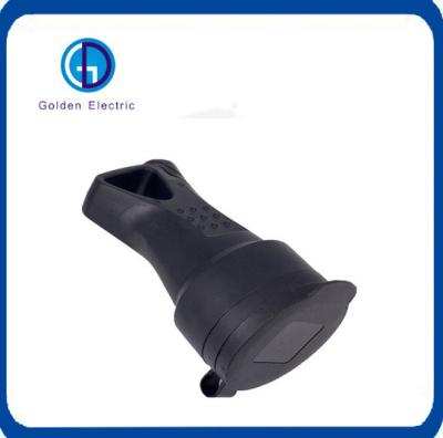 Cina 16A gomma industriale CE Schuko Plug Best seller per nero e tensione nominale 110-250V in vendita