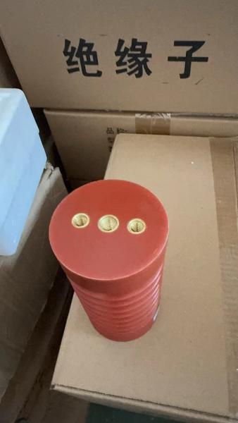 APG技術のためのエポキシ樹脂材料の3ホールによる10kvサポート隔熱器
