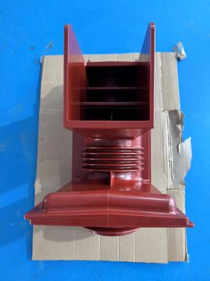中国 36kV 630A-1250A 鋳樹脂 VT スプート ブッシング コンタクタボックス スイッチギア用のシールド網付き 販売のため