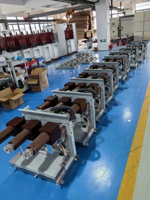 中国 AGPのポストのタイプ エポキシ樹脂はスイッチを切るための絶縁体3150A 10kVを投げました 販売のため