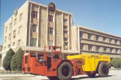 China 9200*2950*2420mm Underground Mining Trucks  25 Tons Capacity With DANA Engine for sale