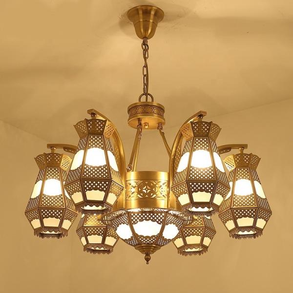 Quality Decorative Vintage Living Room Chandelier Glass Shade Material For Church for sale