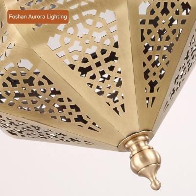 Cina 180° angolo di raggio lampadario in vetro di rame per l'illuminazione interna moderna in stile vintage arabo-musulmano luce decorativa in vendita