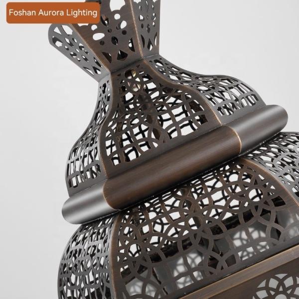 Quality Vintage Lantern Chandelier 24