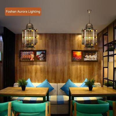 Cina Candelabro di rame di medie dimensioni per l'illuminazione interna in stile moderno europeo e americano in design arabo-musulmano del sud-est asiatico in vendita