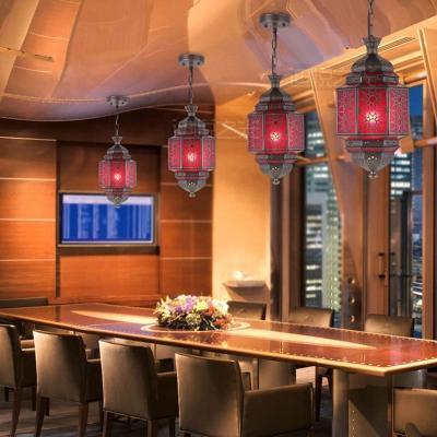 Cina Disegno d'interni retrò europeo e americano lampadario di rame luci a LED per il sud-est asiatico stile arabo musulmano decorazione in vendita