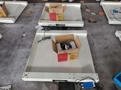 China Carbon Steel Platform Wheel  Scale  Weighing Digital Electronic Platform Scale 110V / 220V for sale