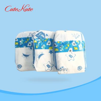 Cina Grande polpa impermeabile neonata della lanugine dei pannolini e FIACCARE i pannolini dell'indicatore di umidità in vendita