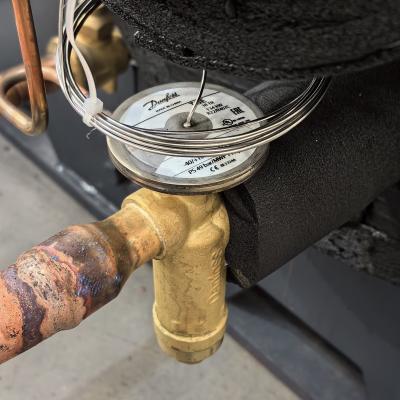 China Customized Refrigeration Parts Solder Thermostatic Expansion Valve for sale
