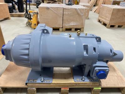 China 06TTM301 Heavy Duty 150HP 400V 460V Refrigeration Screw Air Conditioning Compressor for sale