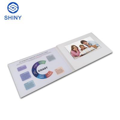 China OEM Golden Recordable Video Greeting Card CMYK Color for sale