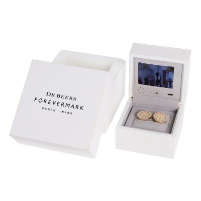 China ODM USB LCD Ring Video Gift Box 2.4 inch Autoplaying Voor vriendin en vrouw for sale