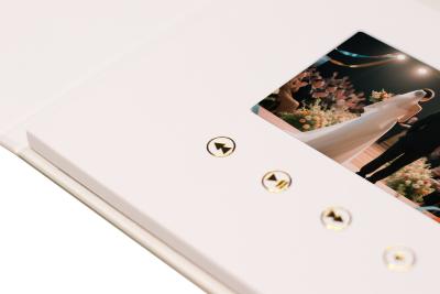 China 5 Inch LCD Screen Video Brochure Advertising Business Digital Video Book with Light Sensor Button for sale