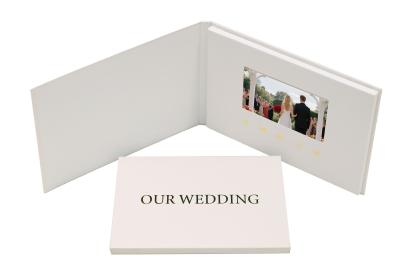 중국 맞춘 웨딩 음악 Lcd 비디오 팜플렛 300mAh 전지 성능 판매용