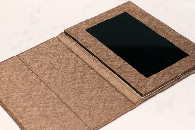 China Customized LCD Video Book with 600Amh-6000Amh Battery Capacity and BMP Picture Format 128MB-16GB Flash for sale