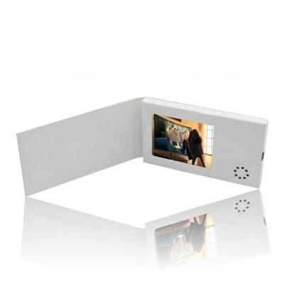 중국 청첩장 LCD 비디오 사업 카드 128MB 재충전이 가능한 500mAh 판매용