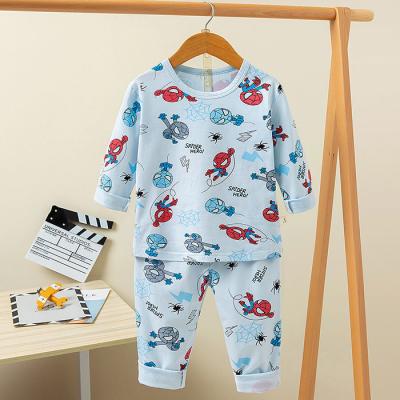 中国 秋の子供はパジャマの一定の完全な花の長いパジャマ セットを印刷した 販売のため