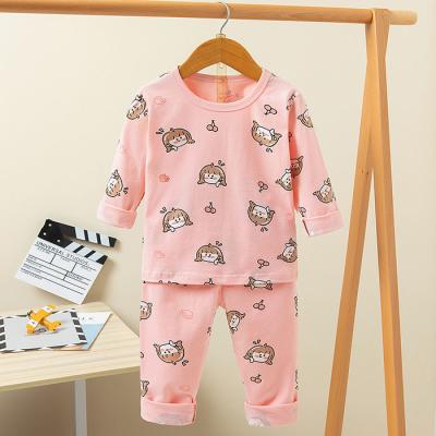 中国 秋の子供はパジャマの一定の完全な花の長いパジャマ セットを印刷した 販売のため