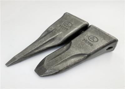 Cina SK200 Kobelco Excavator Bucket Teeth , HRC60 Rock Teeth For Excavator Bucket in vendita
