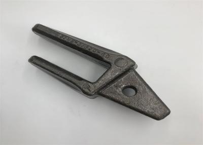 中国 Heat Treatment Excavator Bucket Adapter For R215 R290-40 61N8-31320-40 販売のため