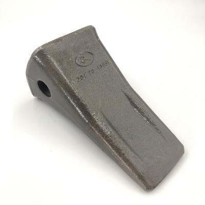 中国 新しい建設機械部品PC300の掘削機のバケツの歯を造る207-70-14151本のRCの掘削機のバックホウのバケツの歯 販売のため