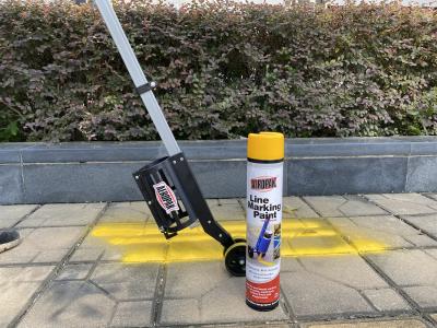 China Ecofriendly Road Marking Paint with Customized Colors and 3 Years Shelf Life for Line Marking for sale