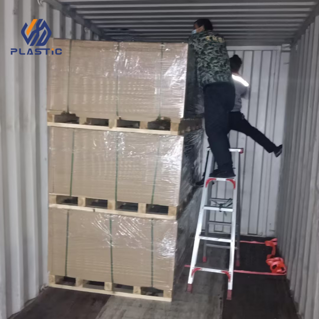 Professional acrylic sheet packaging with protective layers