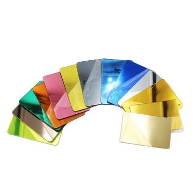 Cina Plexiglass di plastica specchio pannelli di foglio acrilico adesivo 1 mm per la decorazione della casa in vendita