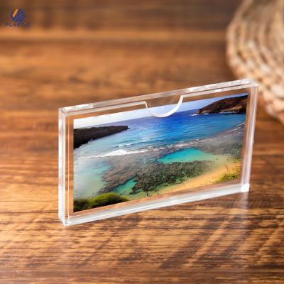 China Magnetic Acrylic Picture Frame Customized Shape For Personalized Photo Display for sale