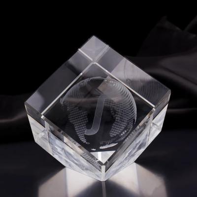 China Crystal Cube Crystal Inside Carving 2023 Hot Sale 3D Clear Crystal For Decorative Exhibition for sale