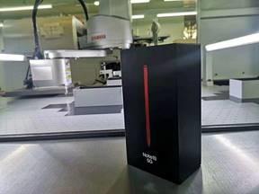 Cina 220V Semi Automatic Rigid Box Making Machine For Candy Box in vendita